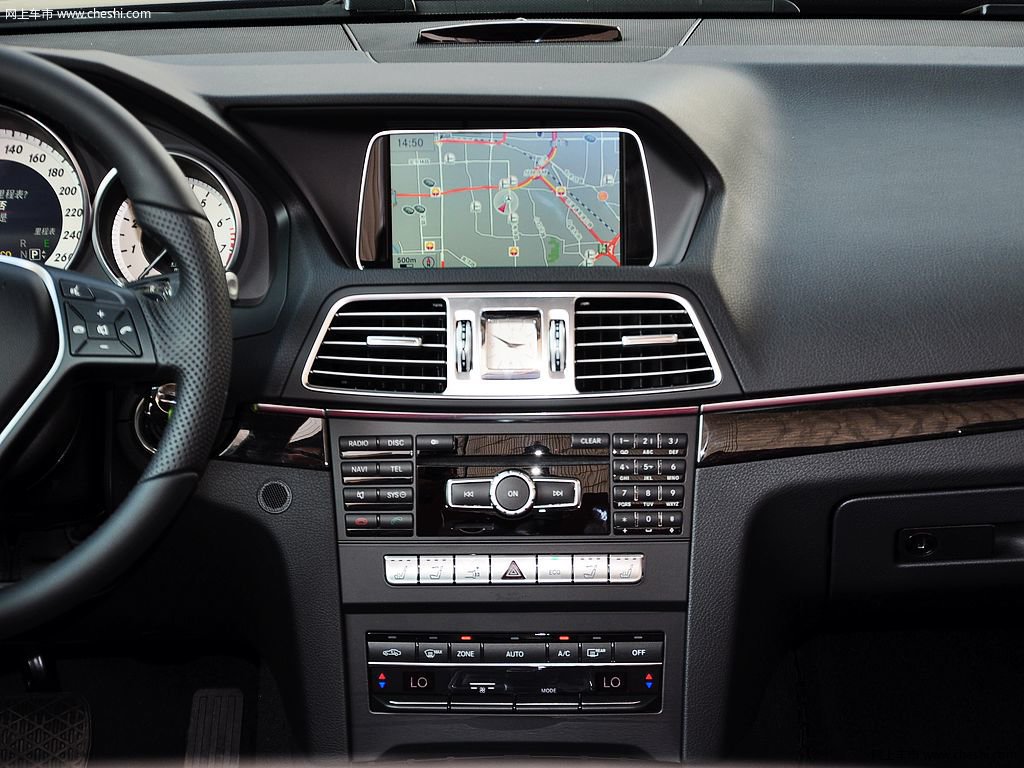2014款奔驰e260内饰,2014款奔驰e260,奔驰老款e260内饰_大山谷图库