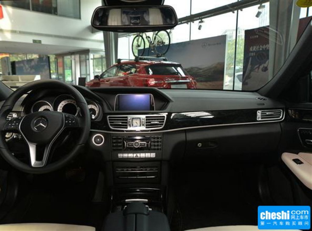 2015款奔驰e级内饰,奔驰e级内饰氛围灯,2017款奔驰e级内饰(第6页)_大山谷图库