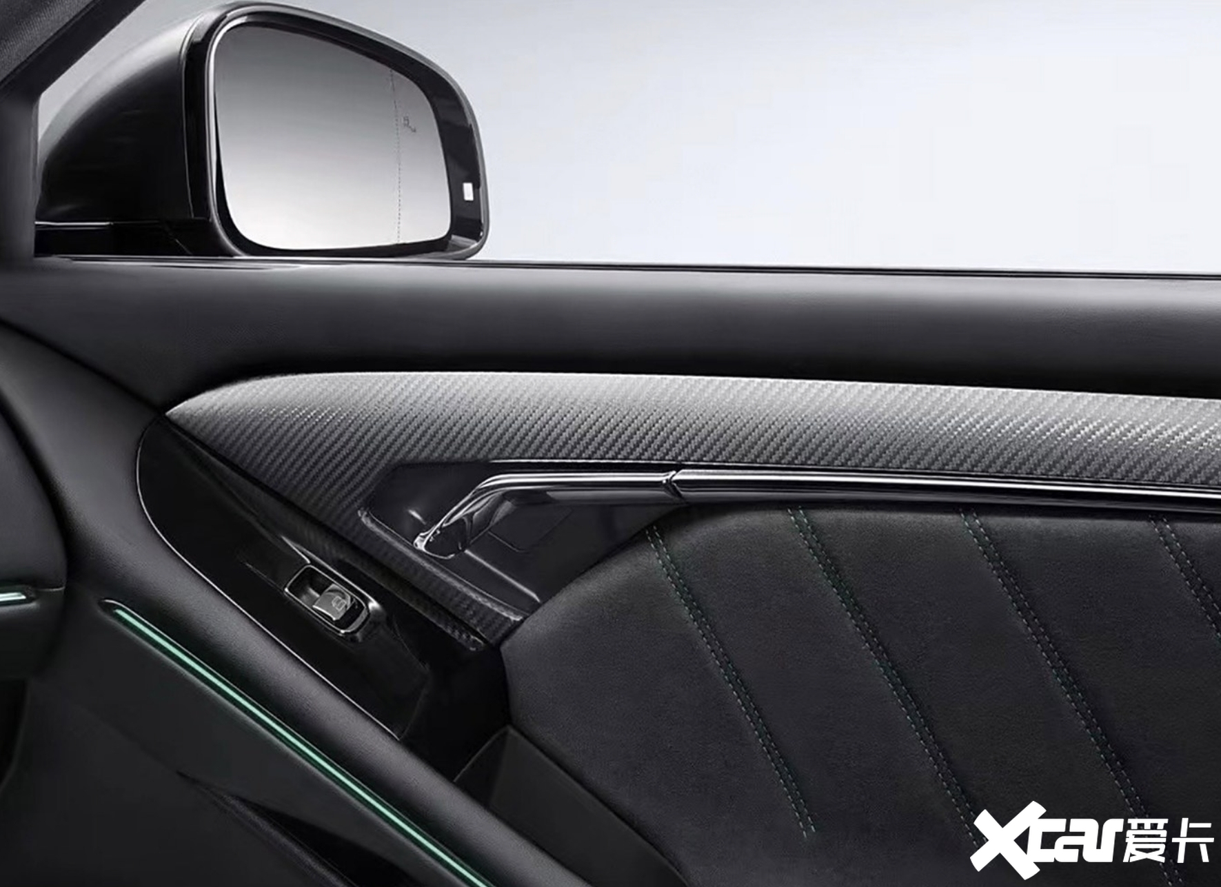 岚图FREE 318上市，限时售价21.99万元起，颠覆你对SUV的认知-爱卡汽车